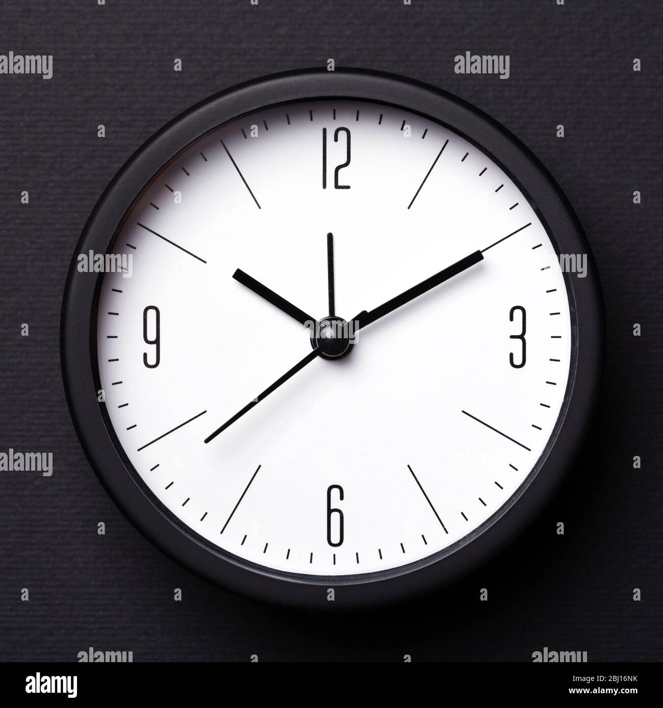 Black hour circle hi-res stock photography and images - Alamy