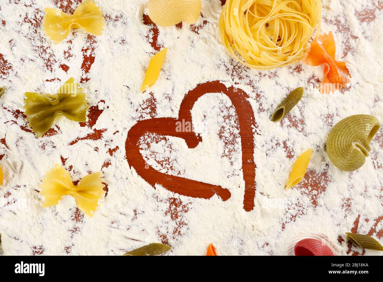 Row pasta hi-res stock photography and images - Alamy