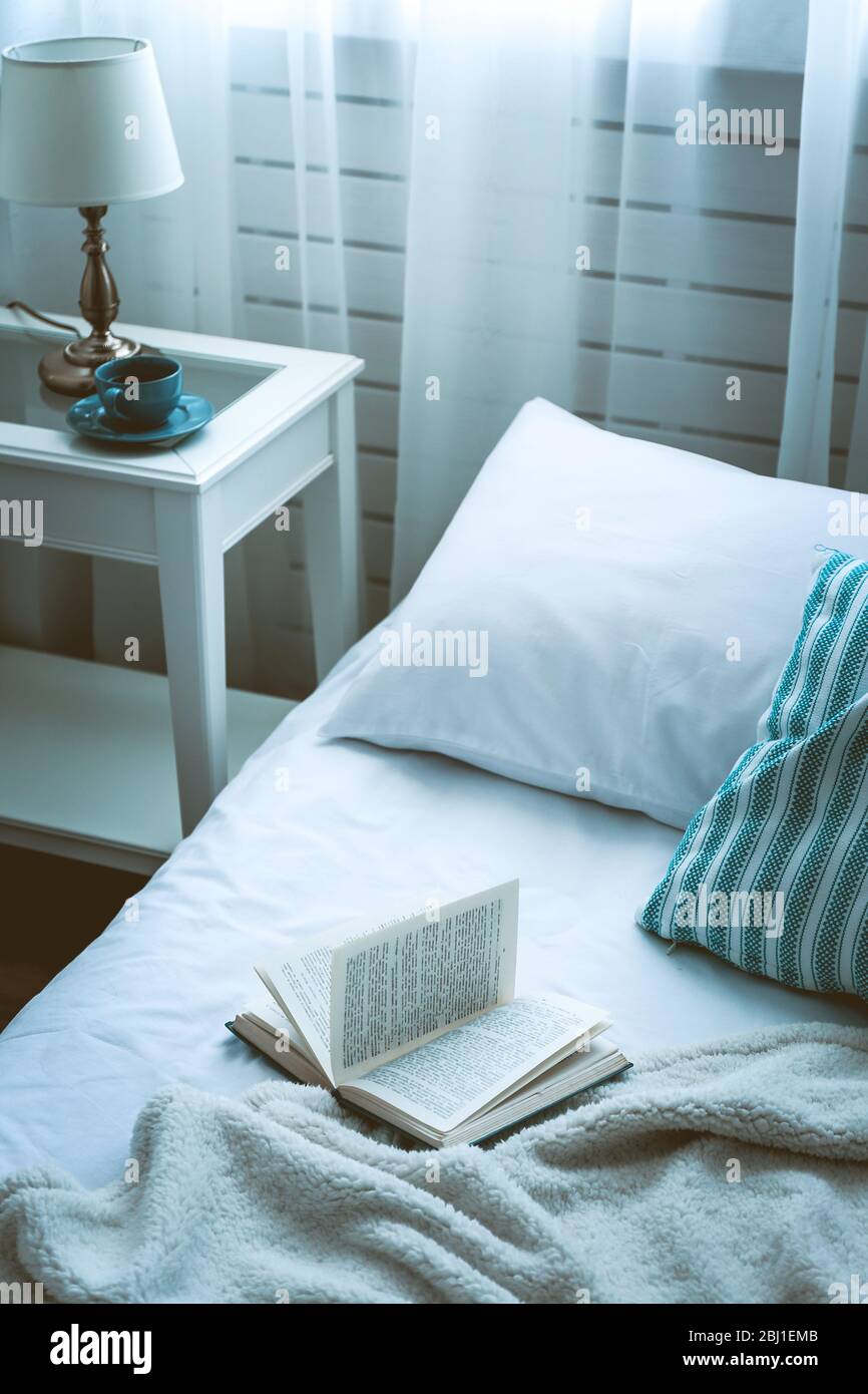 Open book laying down hi-res stock photography and images - Alamy