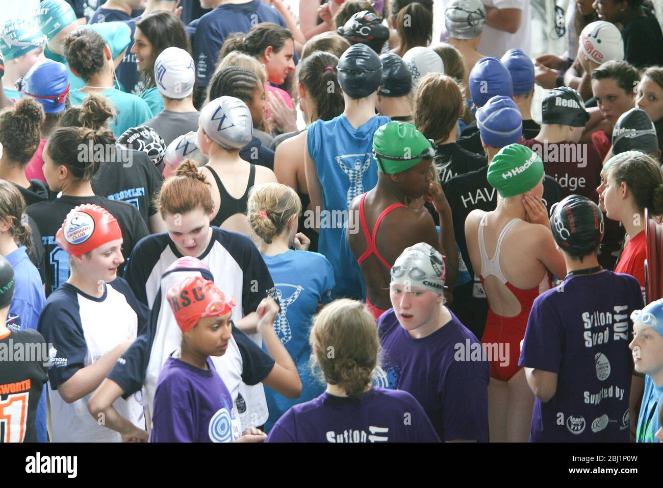 Teenagers swimming competition hi-res stock photography and images - Alamy