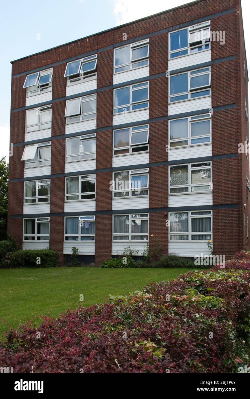 Apartment Block in Putney, London, SW15 Stock Photo - Alamy