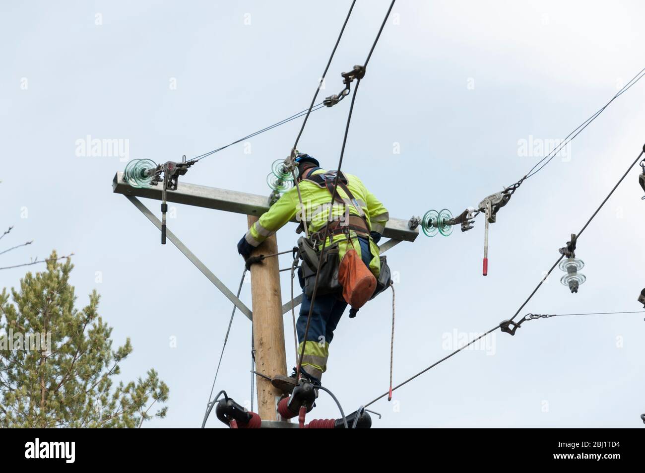 Men Repairing Powerlines Stock Photo - Alamy