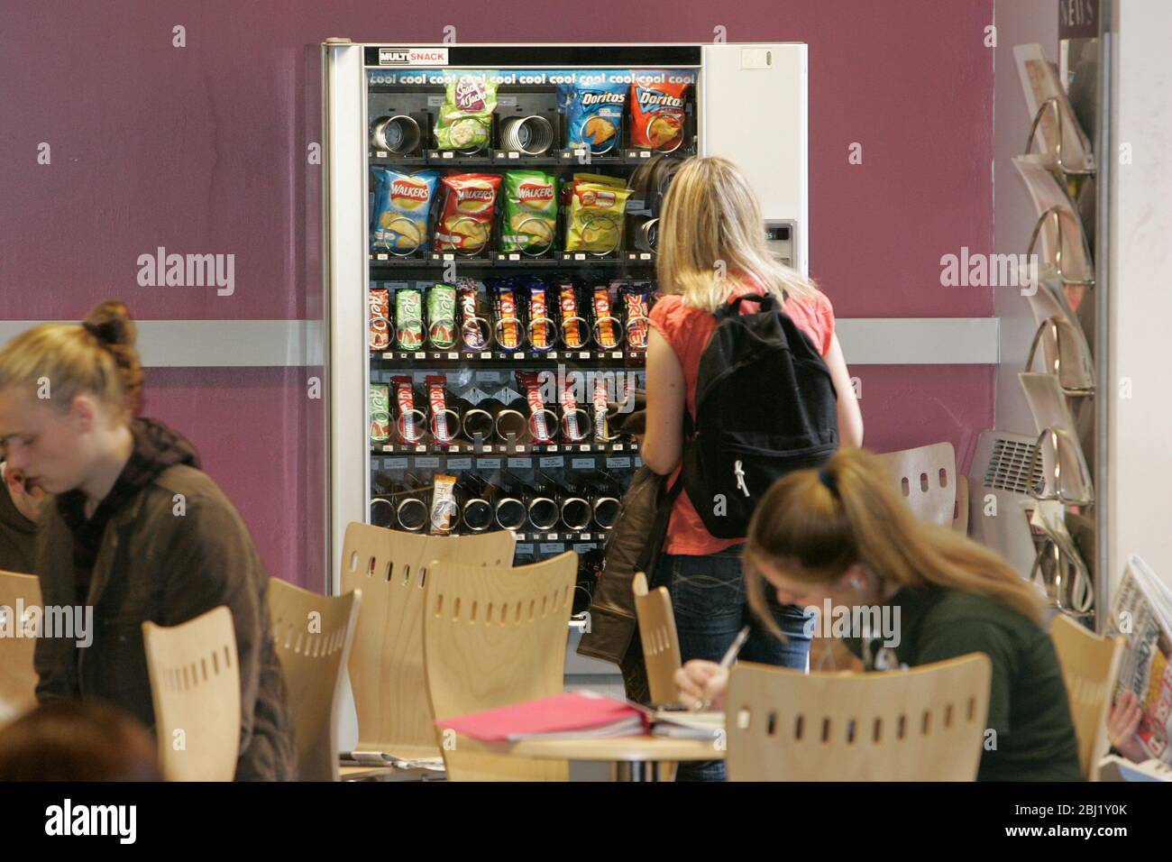 Vending machine in a cafeteria Stock Photo - Alamy