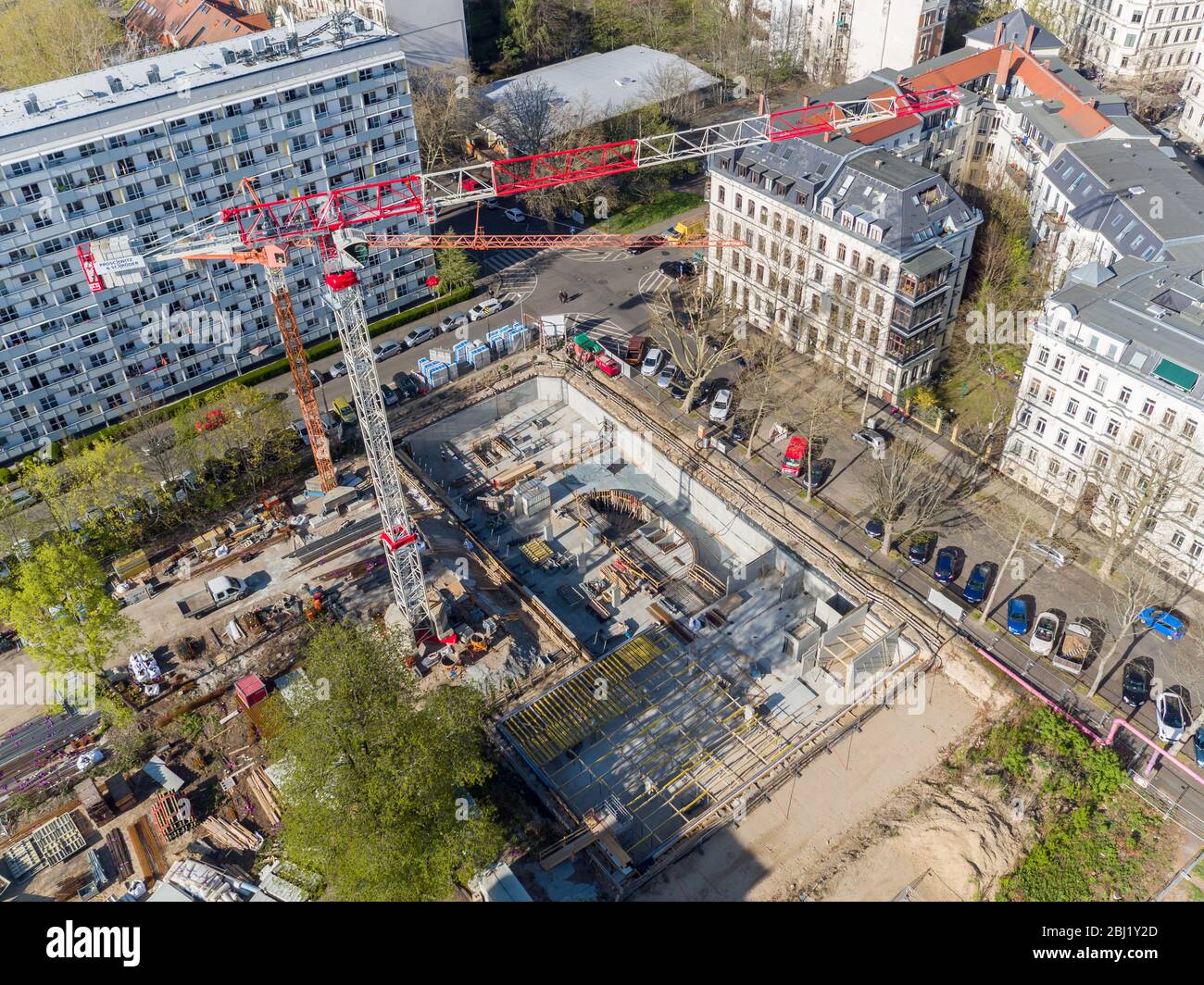 Leipzig, Germany. 15th Apr, 2020. Workers are constructing the ...