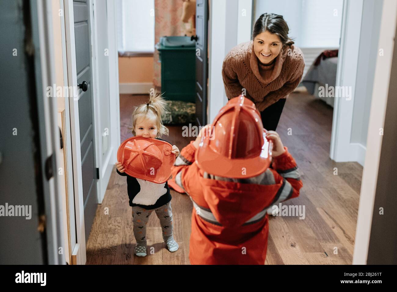 Woman firefighter costume hi-res stock photography and images - Alamy