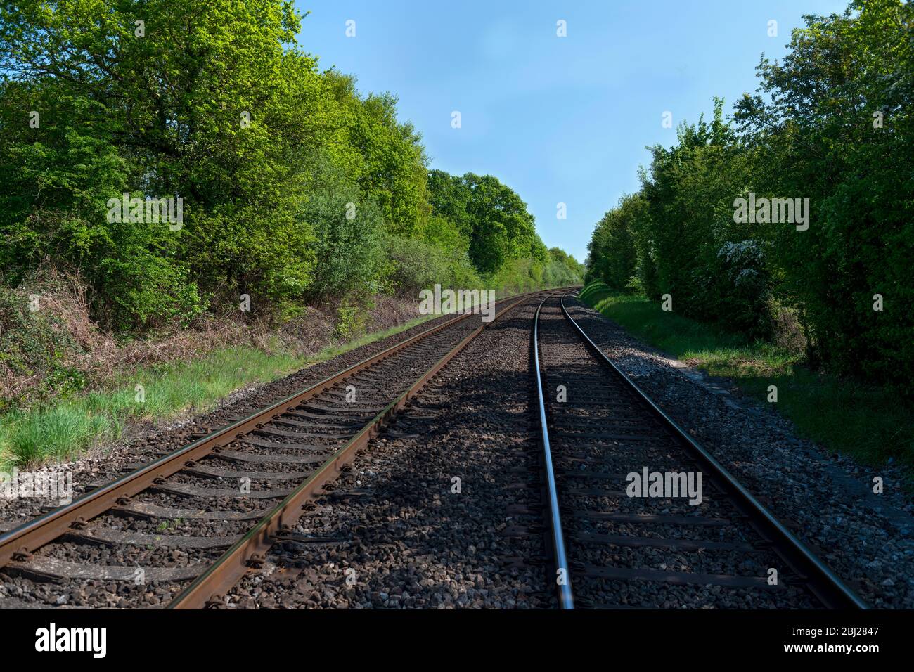 Parallel railroad tracks hi-res stock photography and images - Alamy