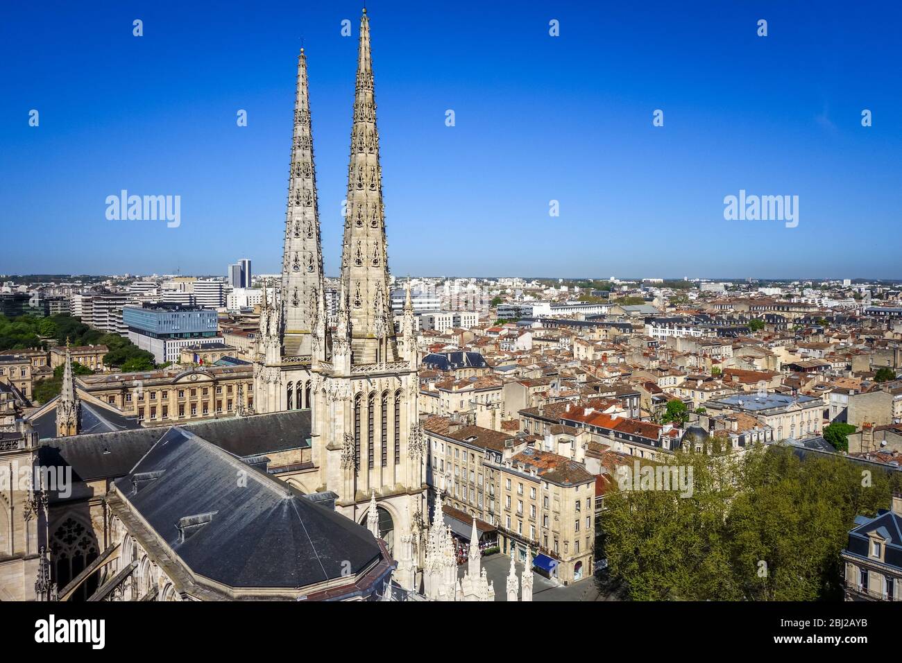 Bordeaux cathedral aerial hi-res stock photography and images - Alamy