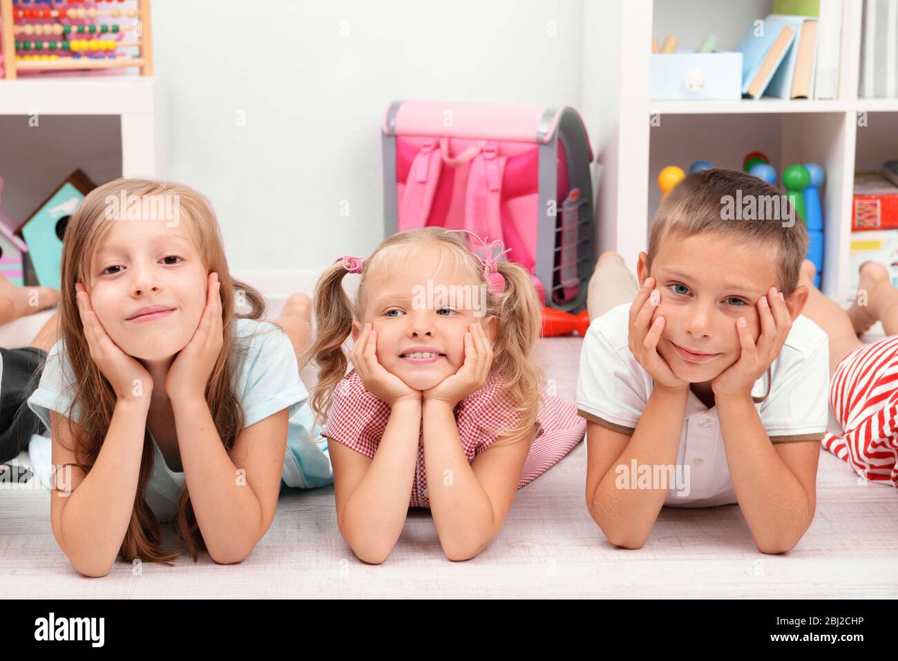 Children row class hi-res stock photography and images - Alamy