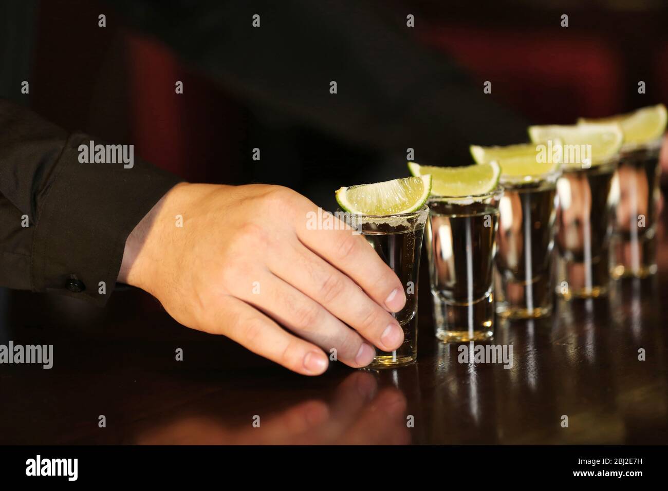 Bartender at work Stock Photo - Alamy