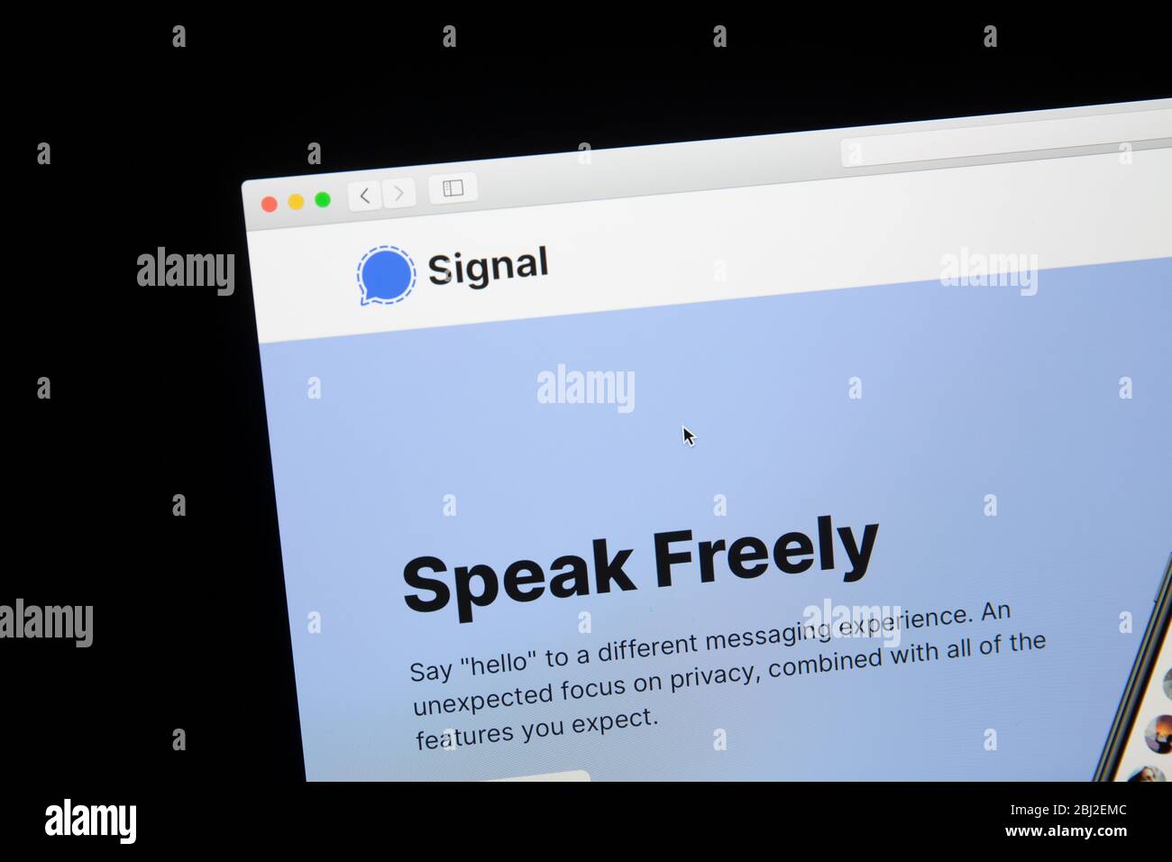 Encrypted messaging service hi-res stock photography and images - Alamy