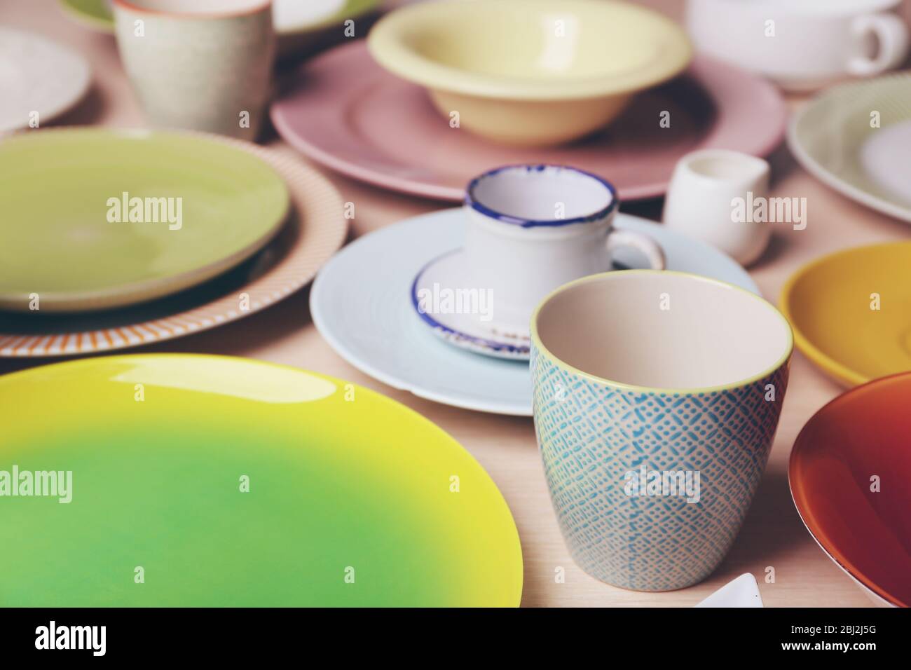 Closeup table plates decorated rose hi-res stock photography and images ...
