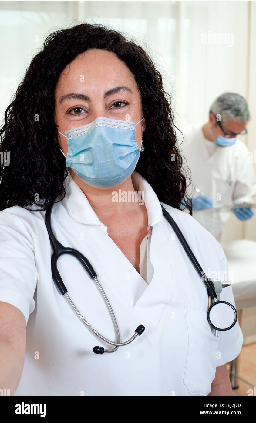 Portrait female doctor hi-res stock photography and images - Alamy Portrait female doctor hi-res stock photography and images - Alamy