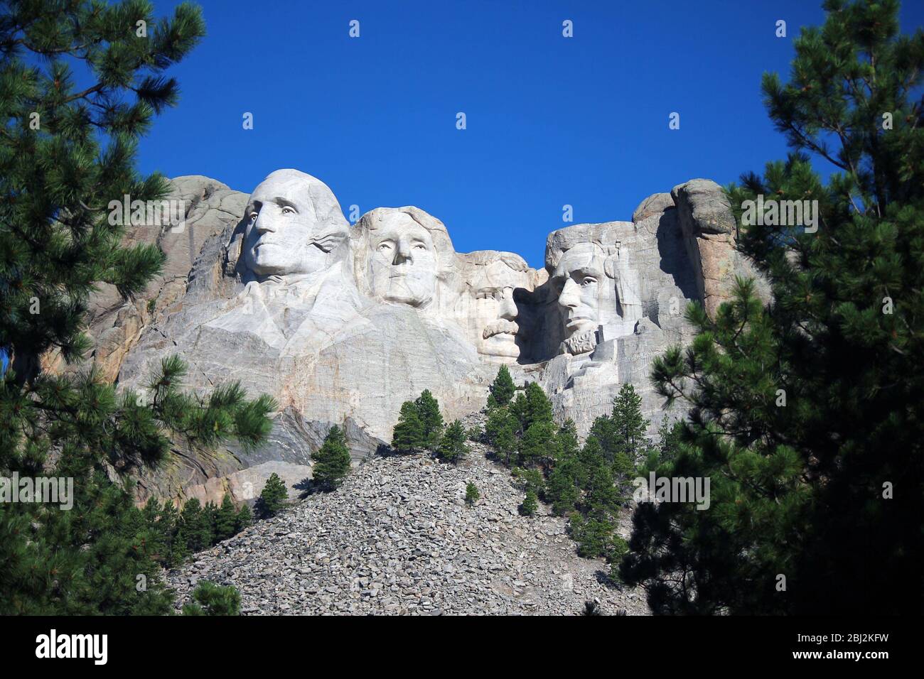 View of the Mount Rushmore State Park Stock Photo - Alamy