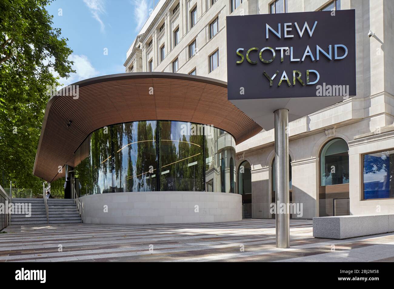 New Scotland Yard, London Stock Photo - Alamy