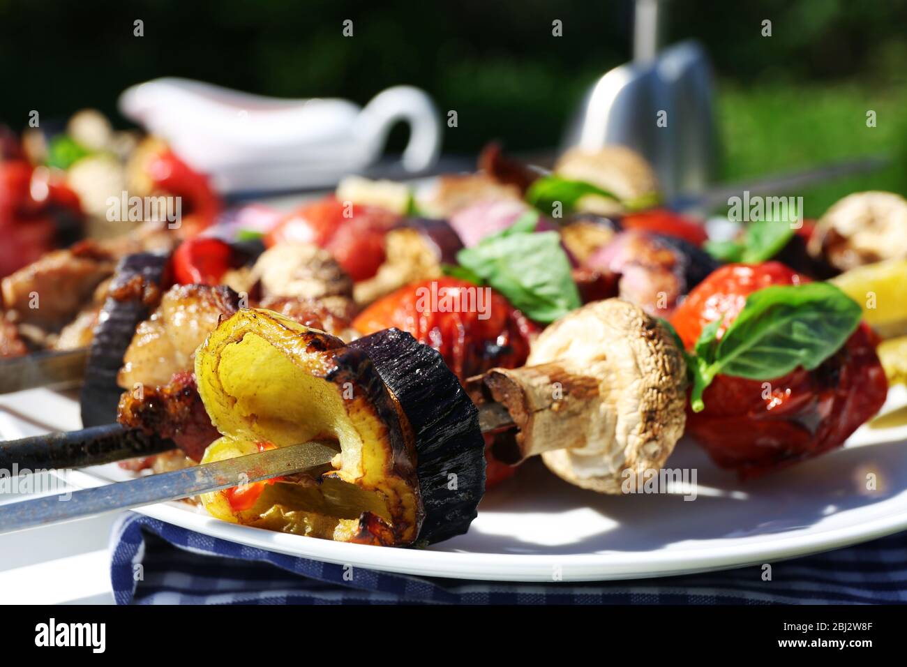 Barbeque plates hi-res stock photography and images - Alamy