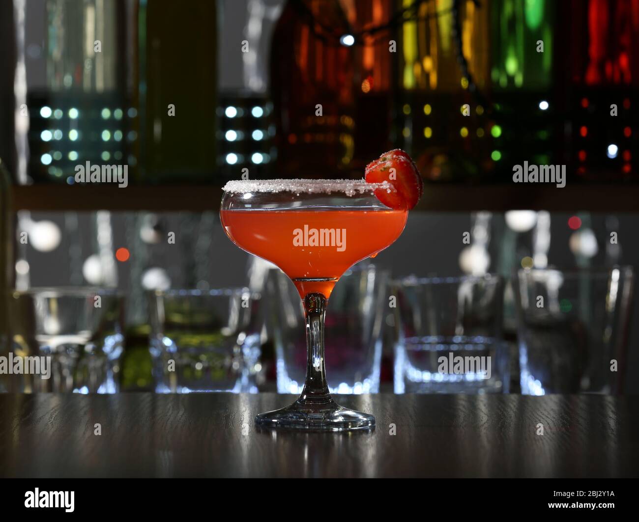 Alcohol cocktail on the bar counter, close up Stock Photo - Alamy
