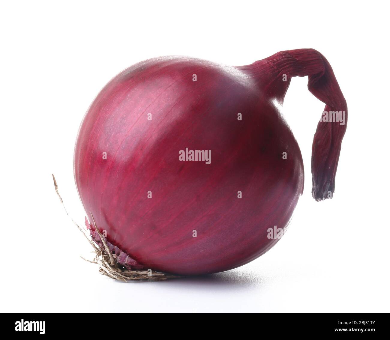 Red round onion isolated on white Stock Photo - Alamy