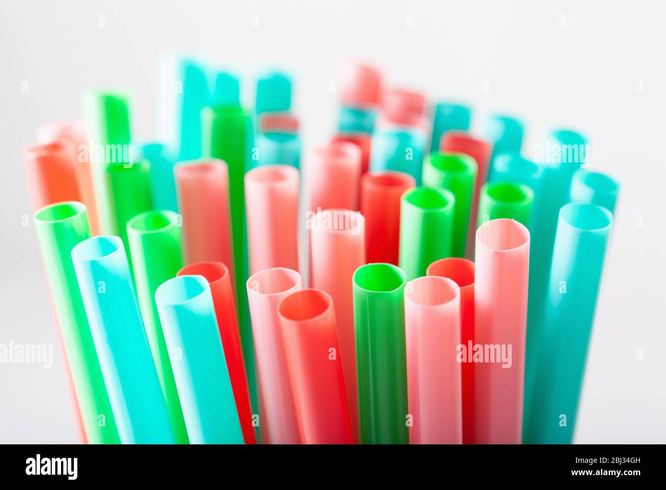 Single use plastic drinking straws Stock Photo - Alamy