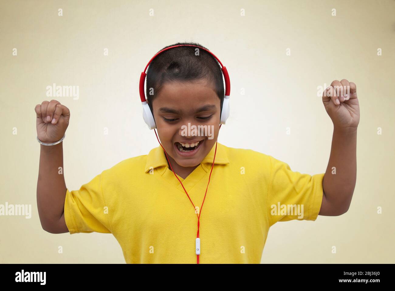 Boy screaming colored hi-res stock photography and images - Alamy