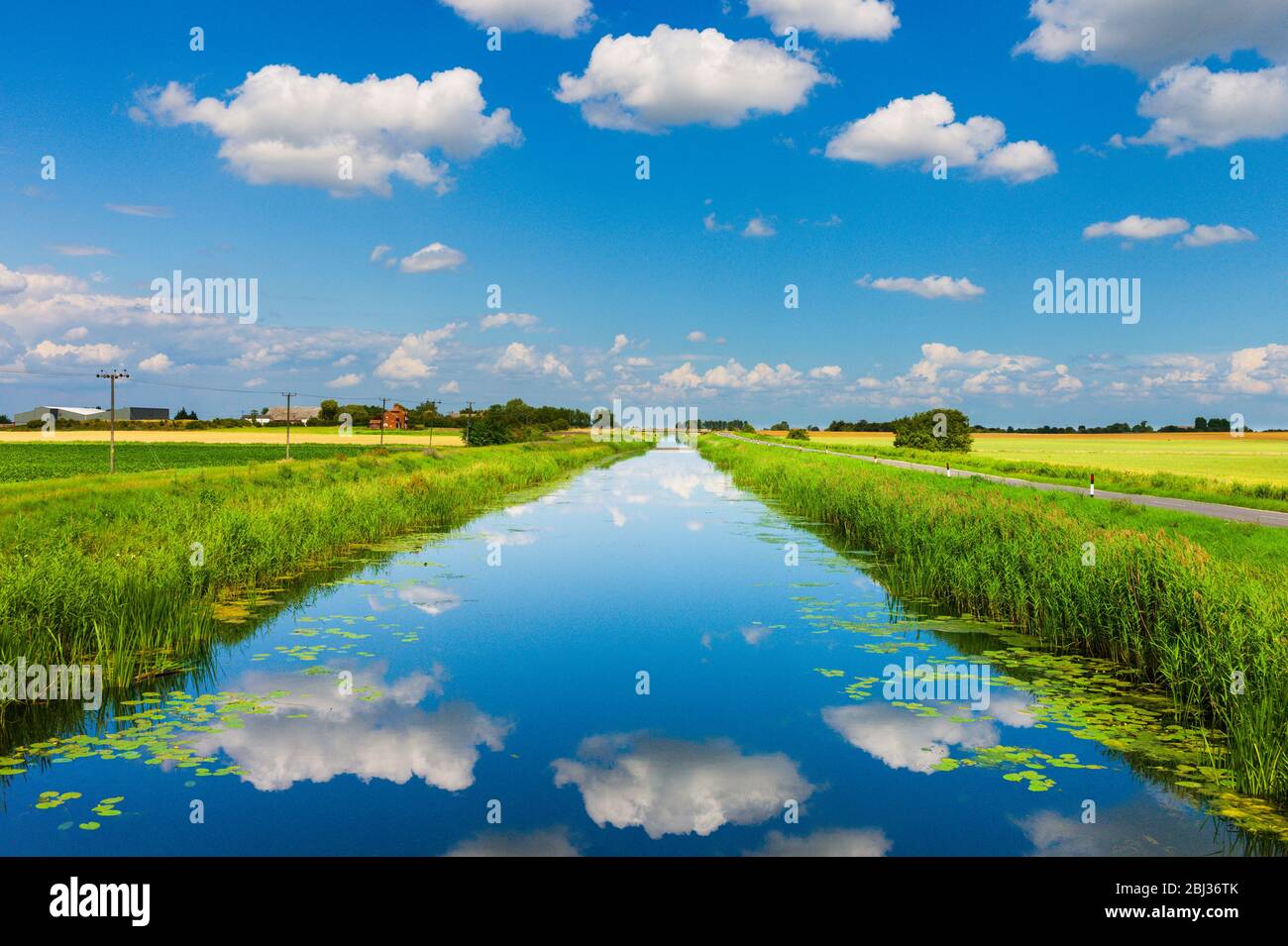 Sixteen foot drain hi-res stock photography and images - Alamy