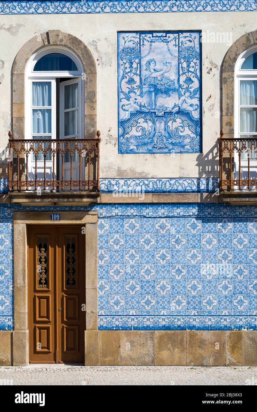 Typical azulejos blue and white tiles in Aveiro, Portugal Stock Photo ...