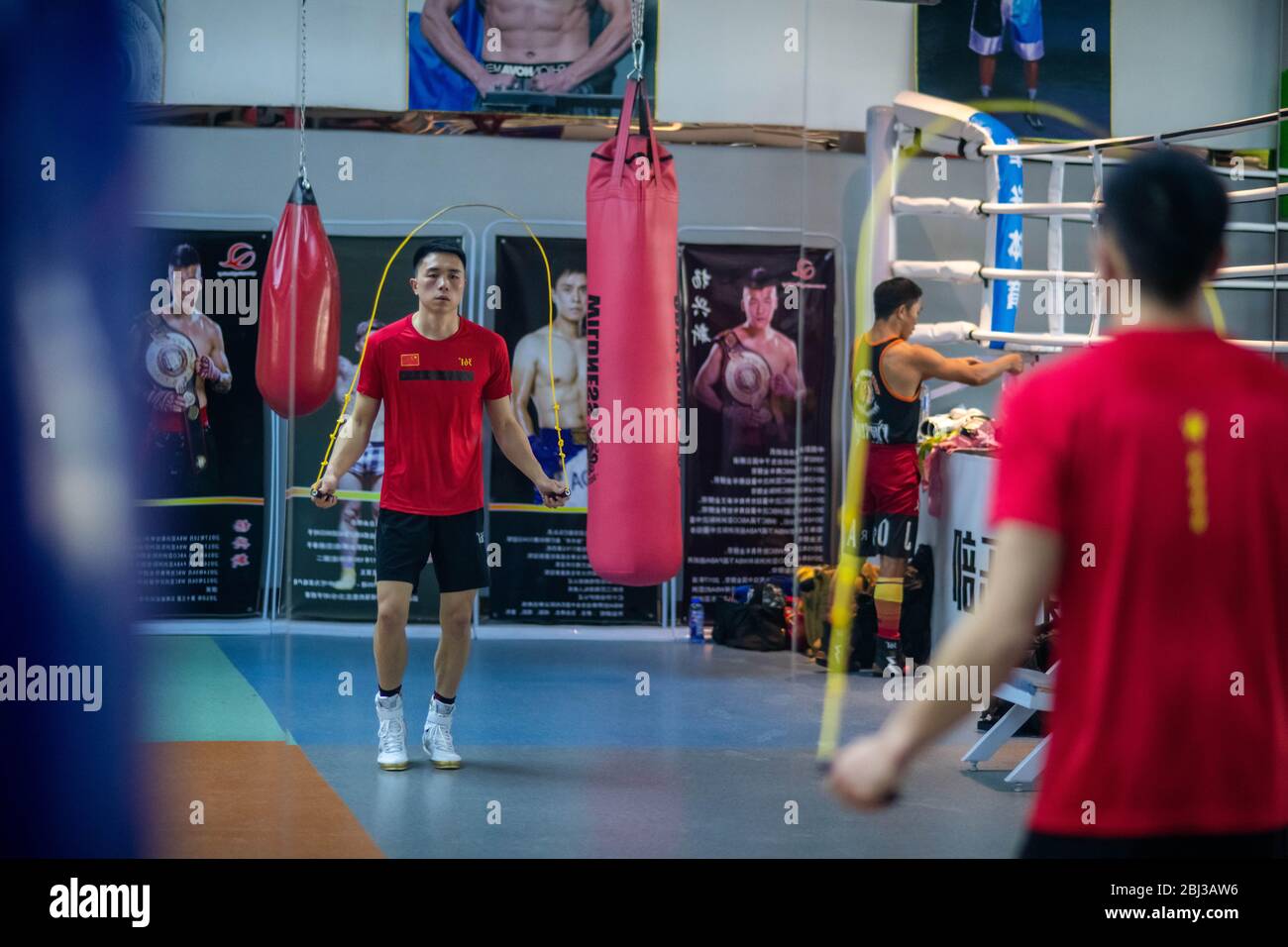Kunming, China's Yunnan Province. 28th Apr, 2020. WBA featherweight ...