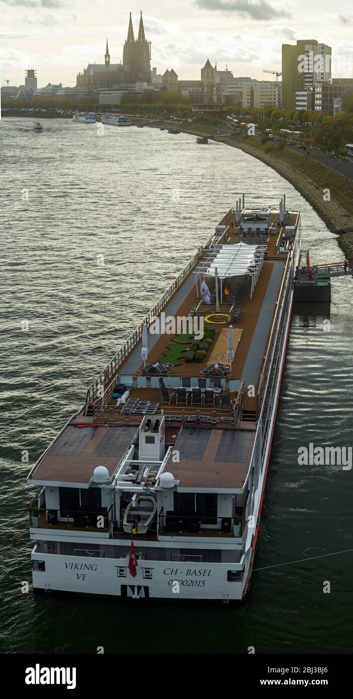 Viking river cruise hi-res stock photography and images - Alamy
