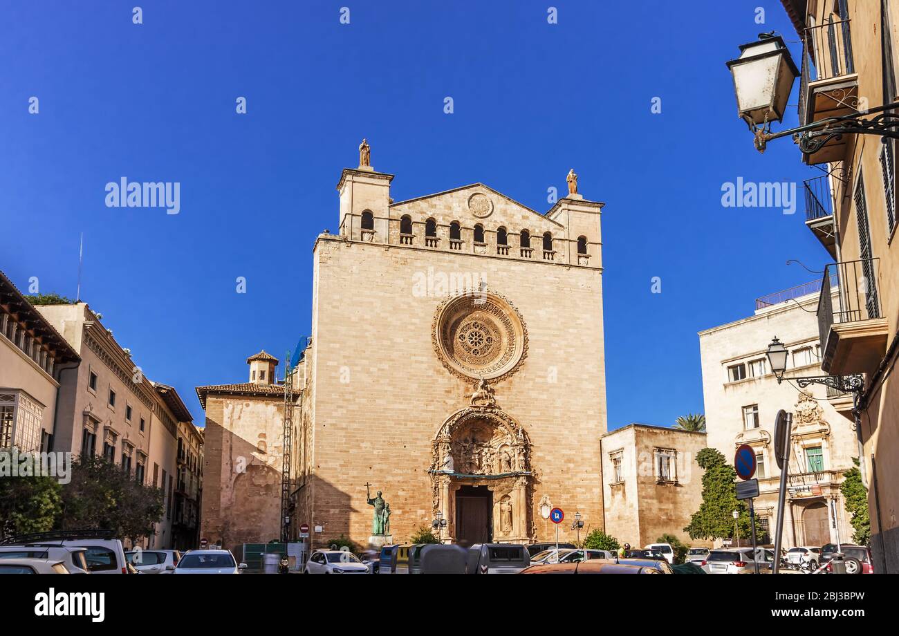View of a gothic catholic church, Basilica San Francisco - Palma de ...