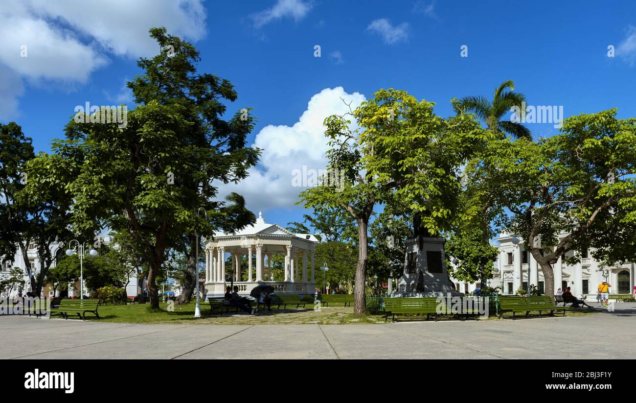 Leoncio Vidal Park in Santa Clara, Cuba Stock Photo - Alamy