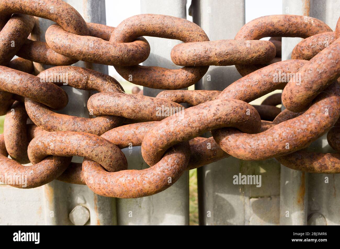 Industrial chains hi-res stock photography and images - Alamy