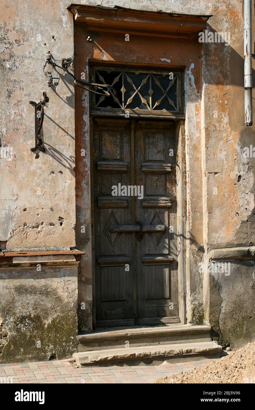 Very old rustic timber doors Stock Photo - Alamy