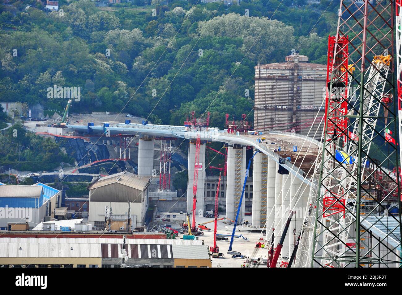 latest reconstruction work on the new highway bridge (ex morandi) which ...