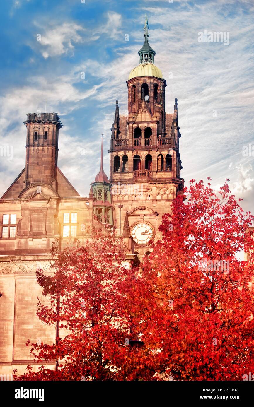 Sheffield town hall clock tower hi-res stock photography and images - Alamy