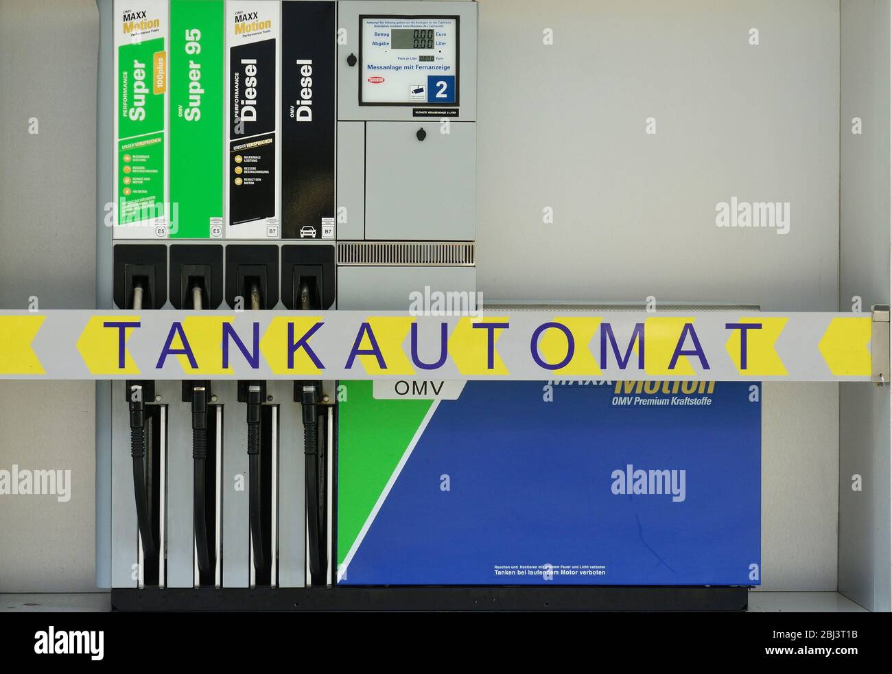 Omv petrol station hi-res stock photography and images - Alamy