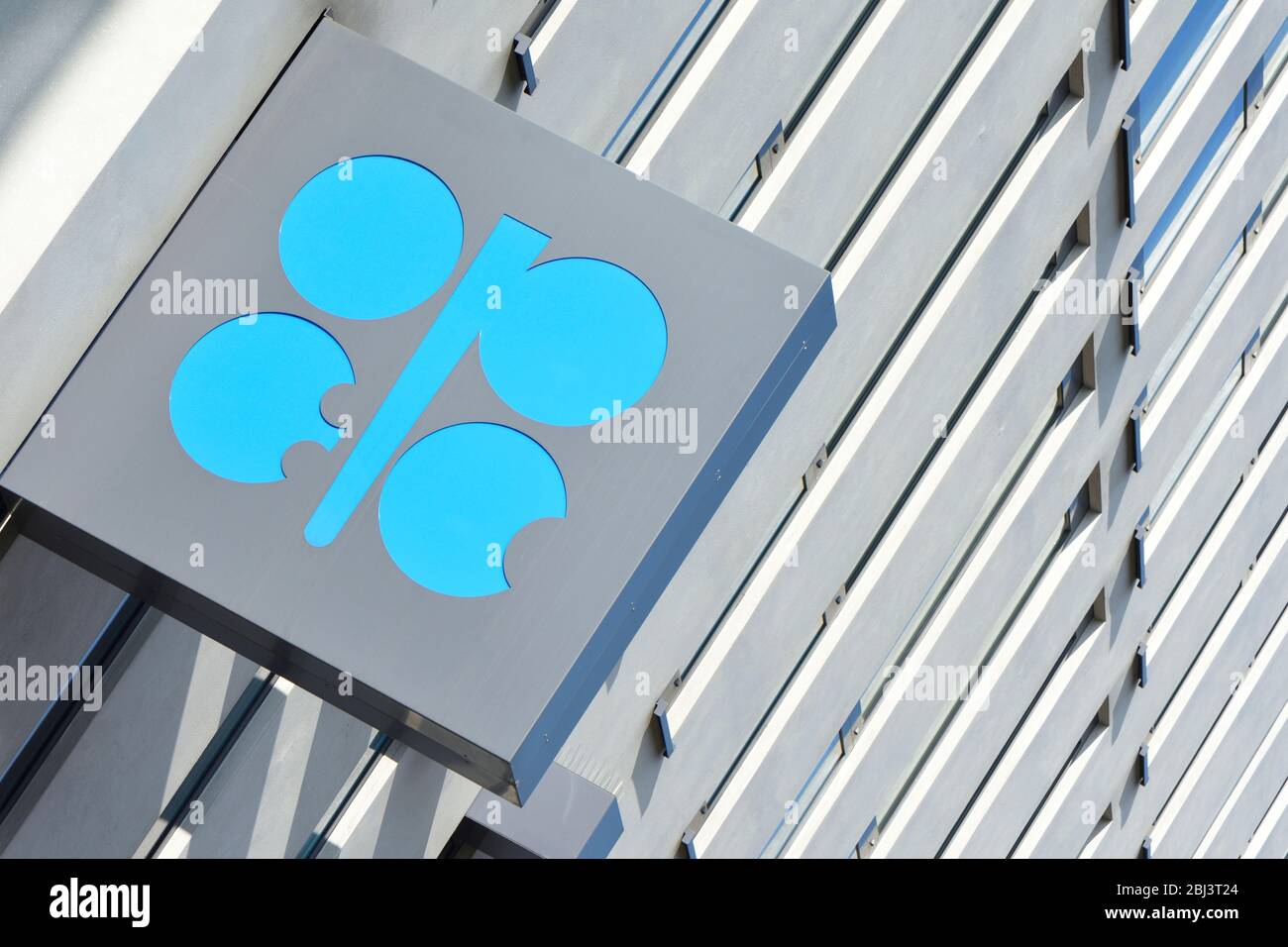 Opec hi-res stock photography and images - Alamy