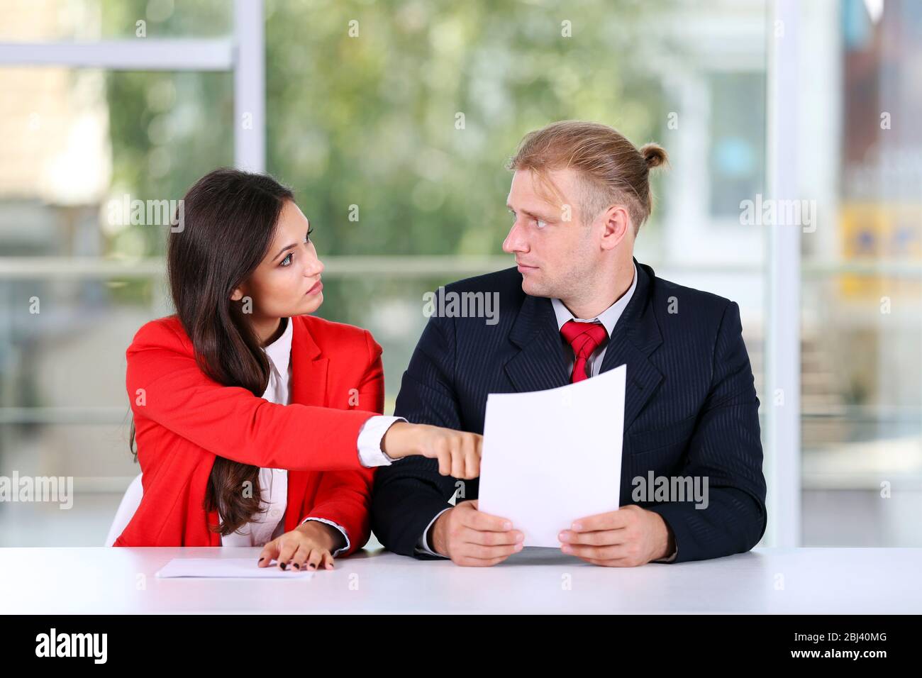 TV anchor training for telling news Stock Photo - Alamy