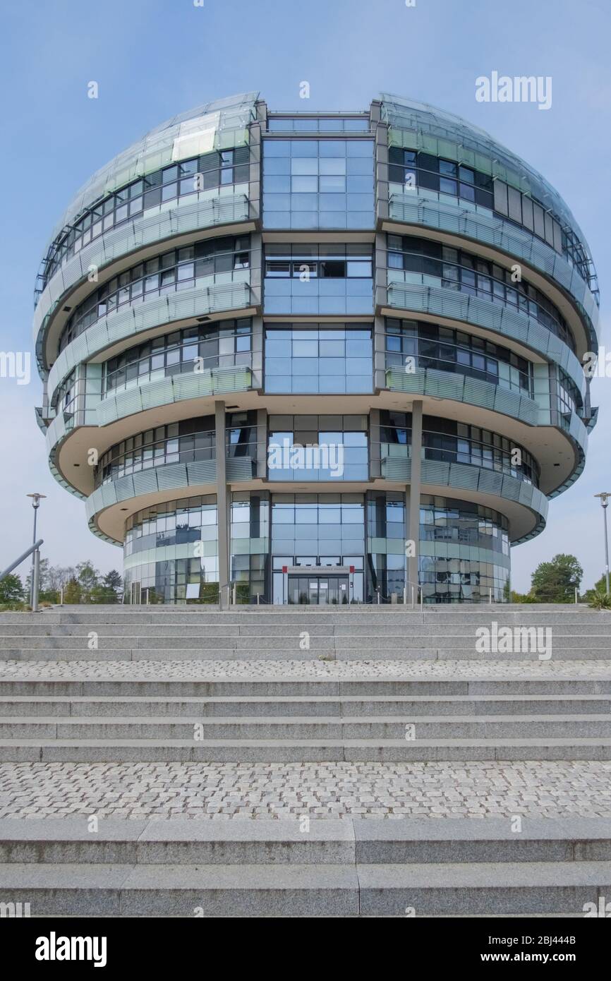 The international neuroscience institute hi-res stock photography and ...