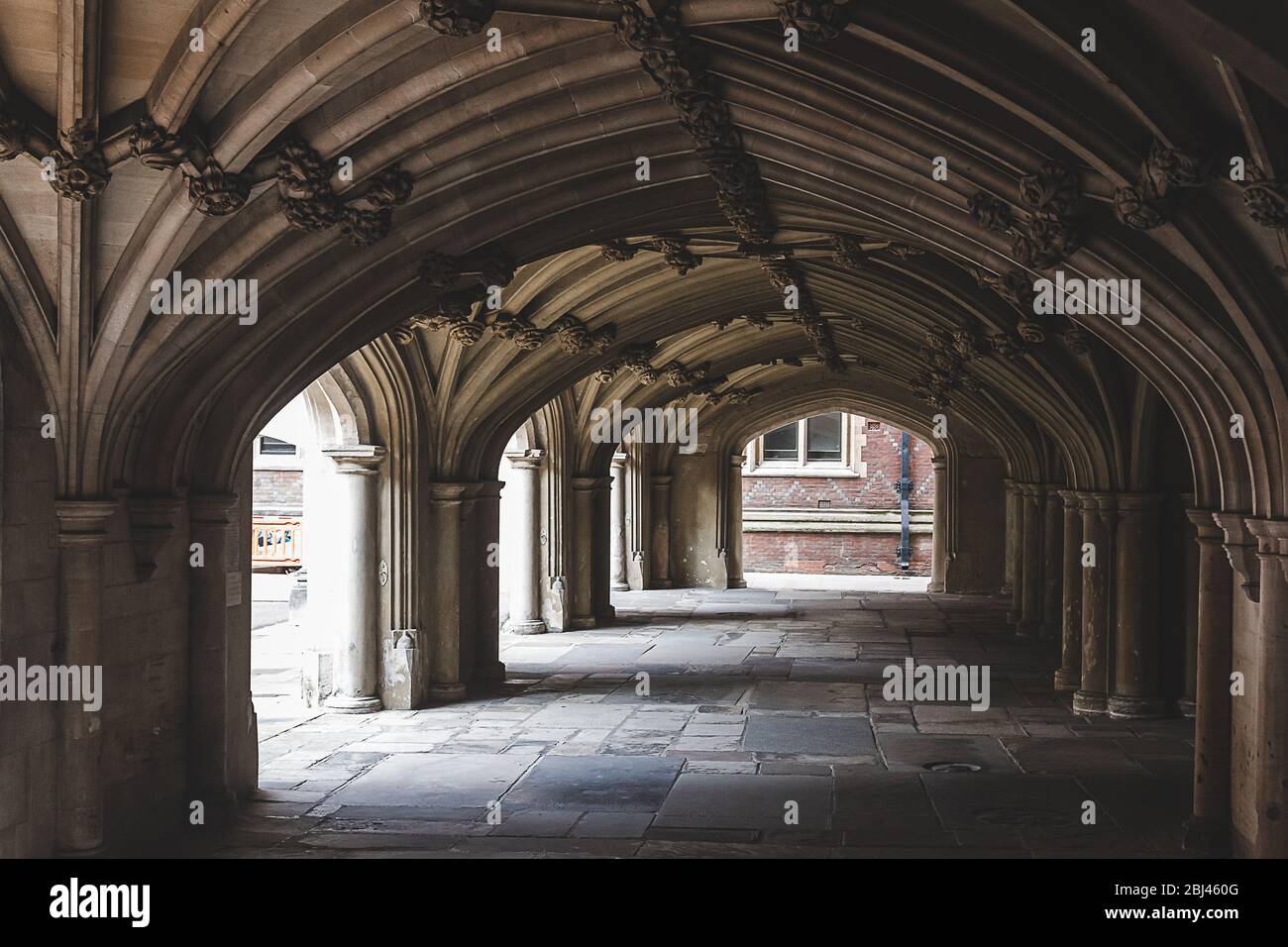 Lincoln’s inn undercroft hi-res stock photography and images - Alamy