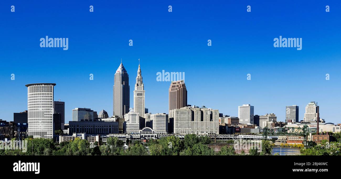 Cleveland city skyline in Ohio Stock Photo - Alamy