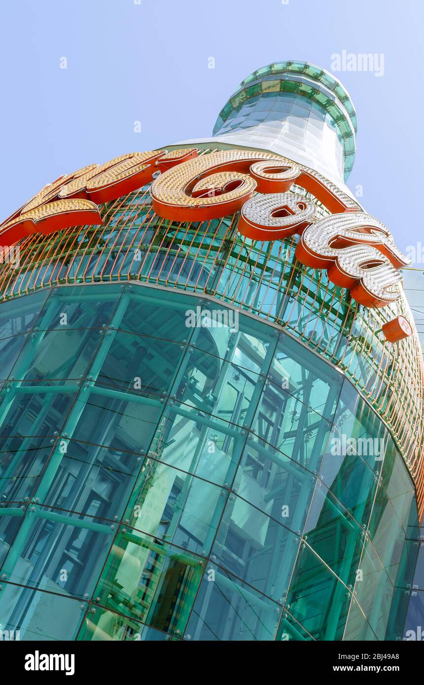 LAS VEGAS, Nevada USA - MARCH 29, Huge Coca Cola shape glass building ...