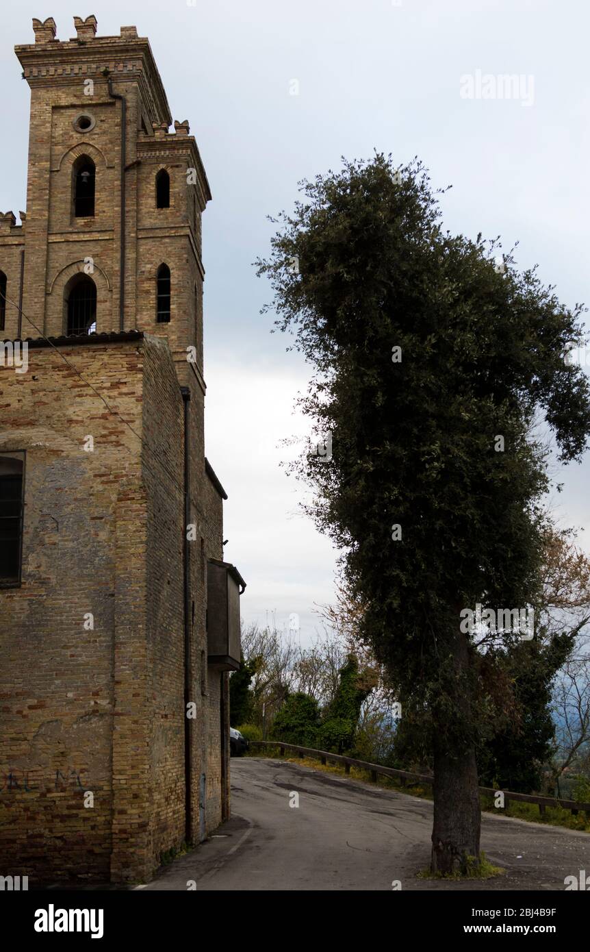 Ancient building in a medieval town Stock Photo - Alamy