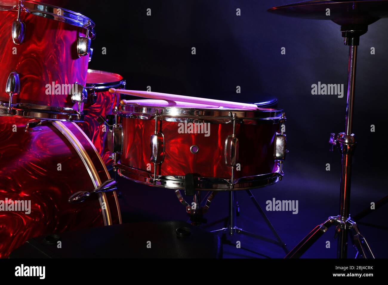 Drum set on a stage Stock Photo - Alamy