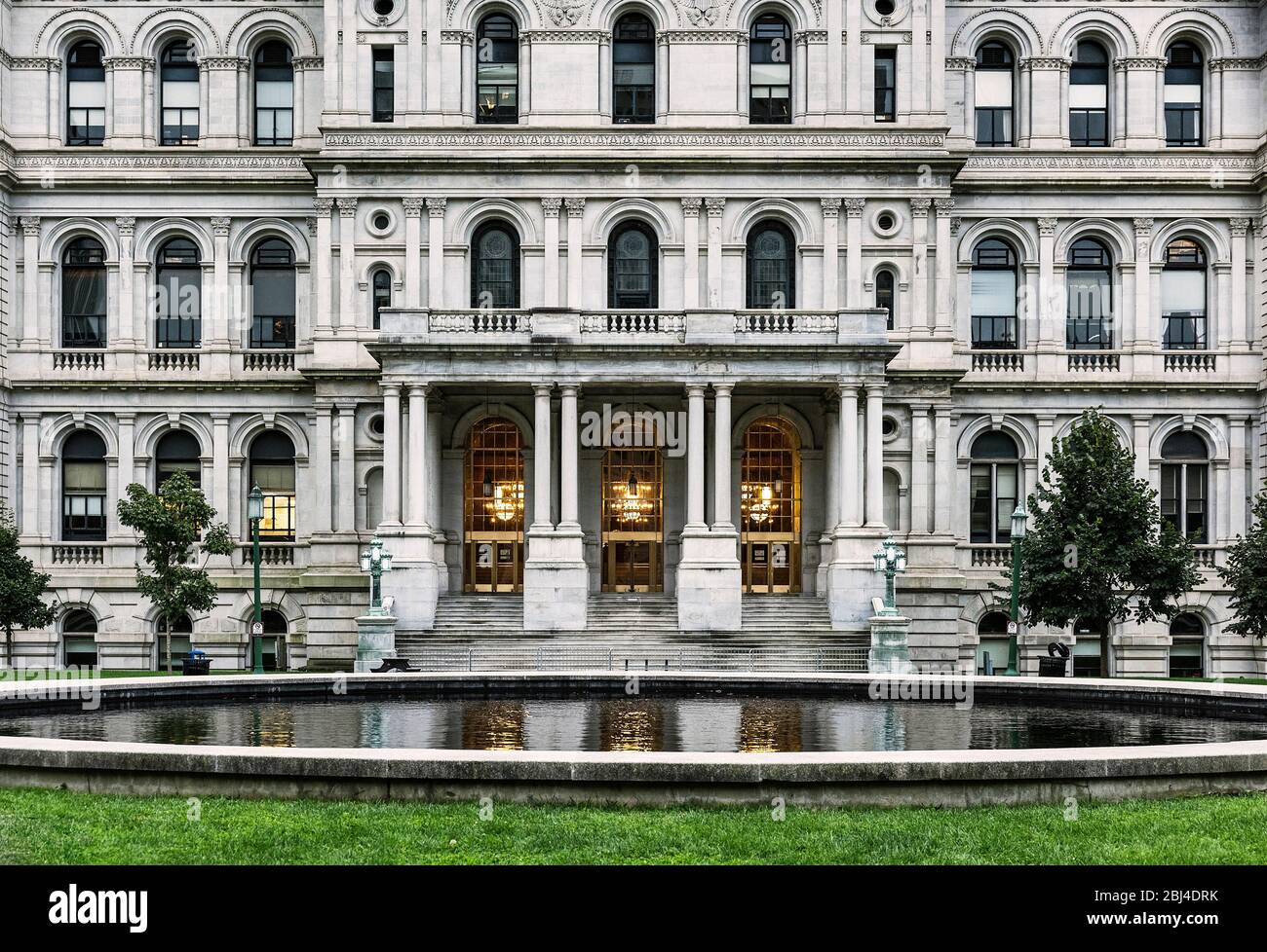 New York State Capitol Building Stock Photo - Alamy