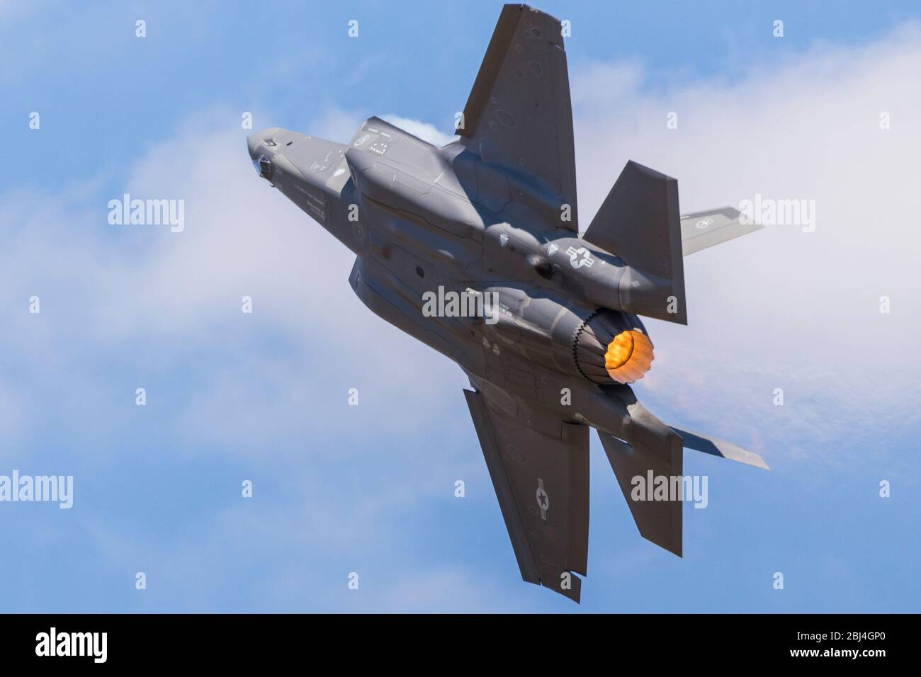 US Air Force F-35A Lightning II up close Stock Photo - Alamy