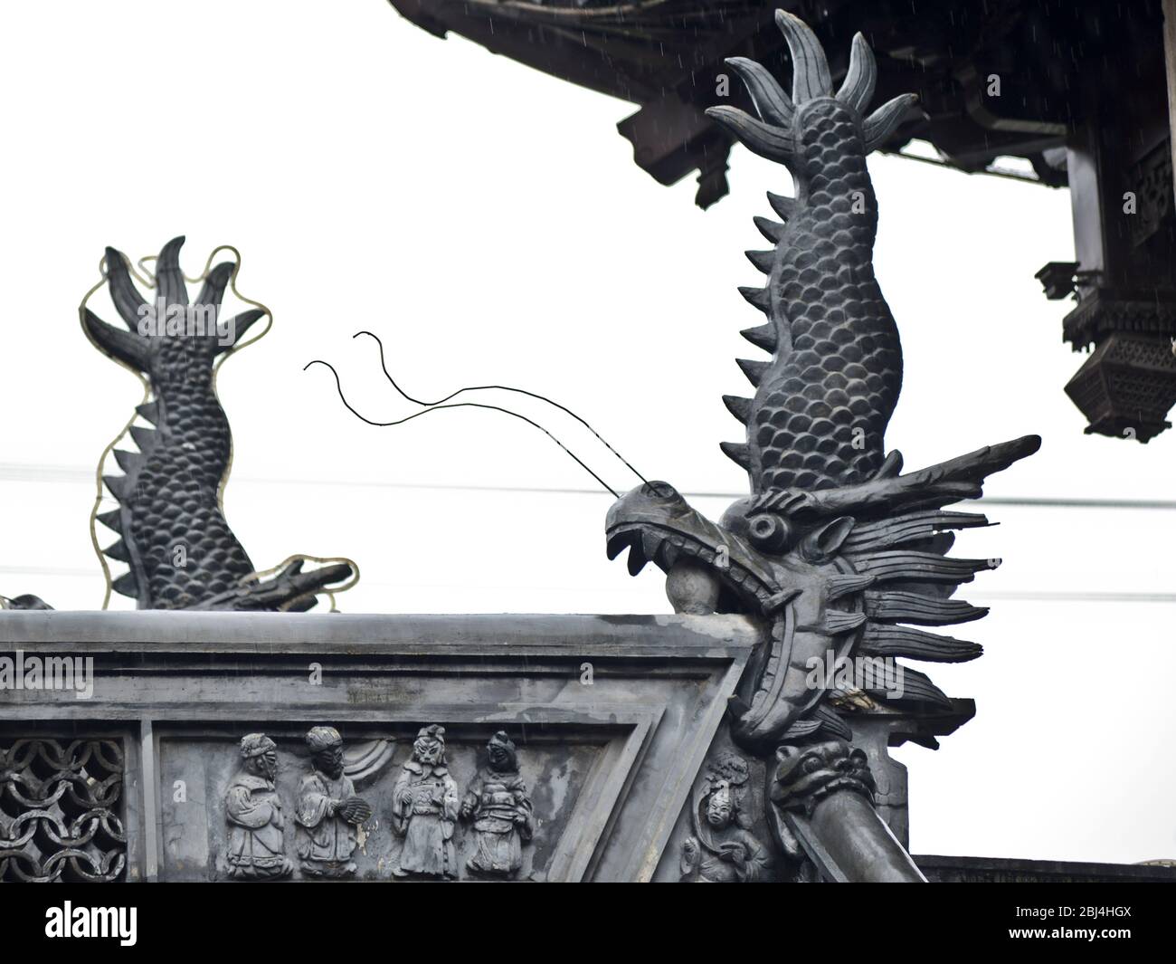 Chinese dragon gods hi-res stock photography and images - Alamy