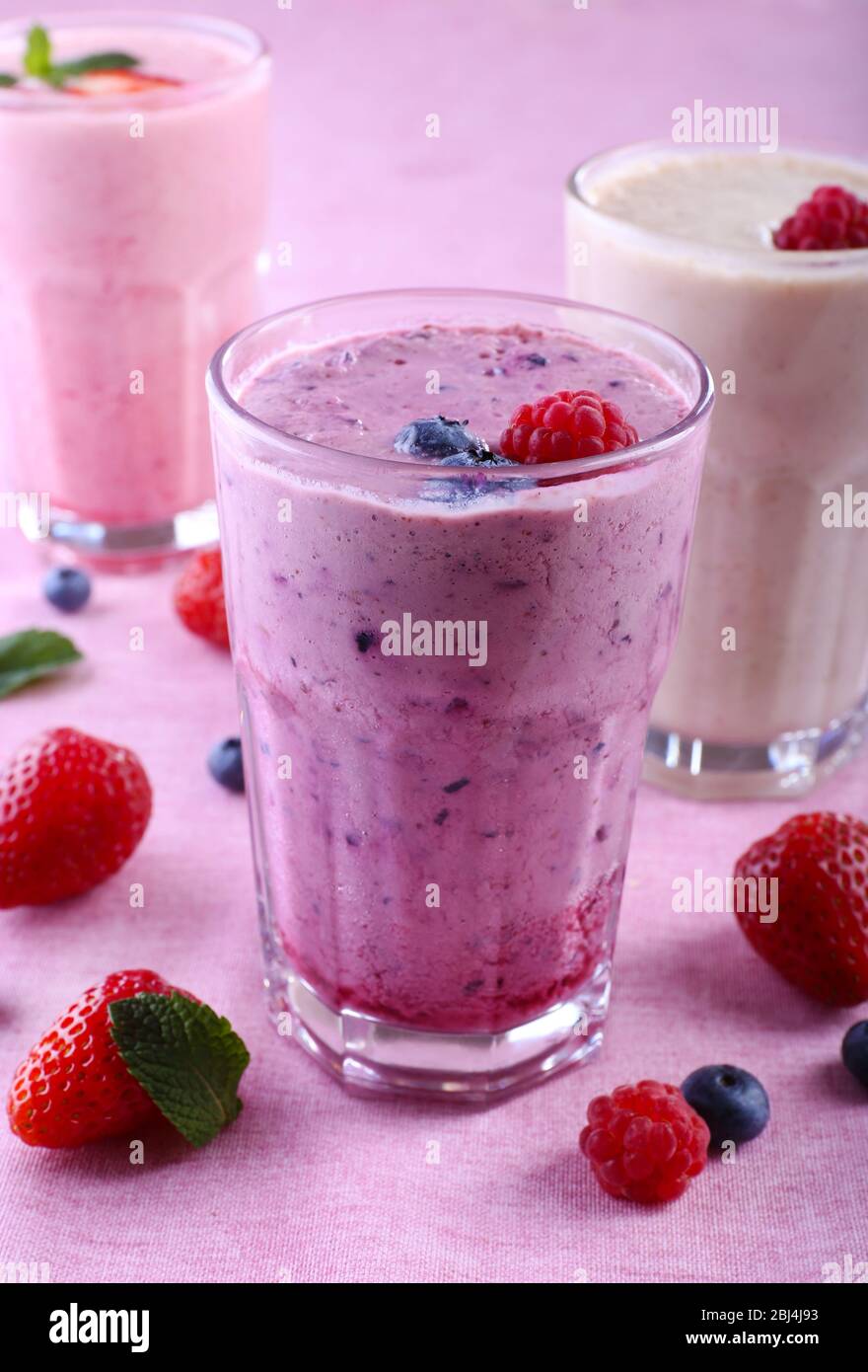 Milkshake with raspberry, close-up Stock Photo - Alamy