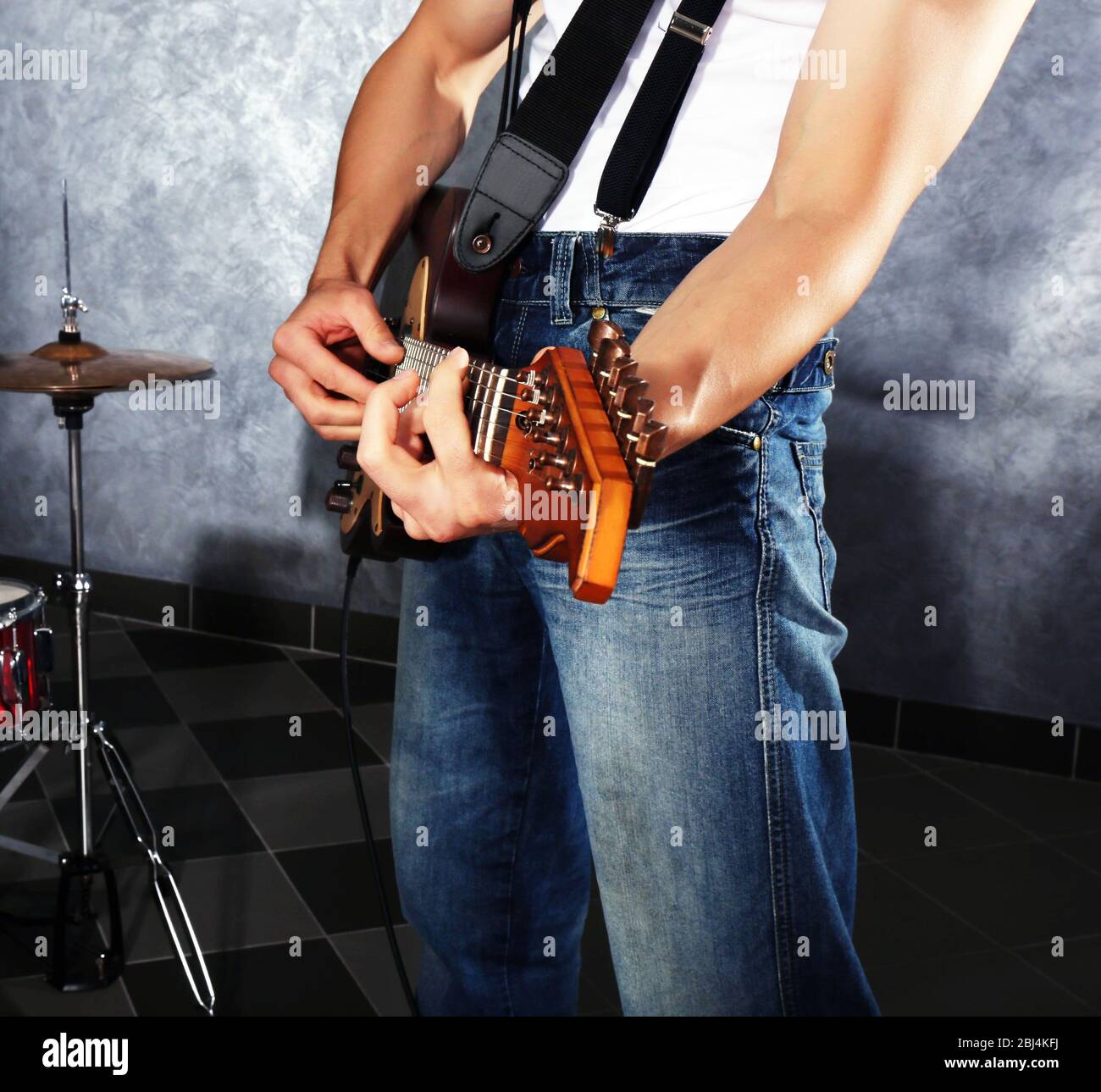 Paying guitar hi-res stock photography and images - Alamy
