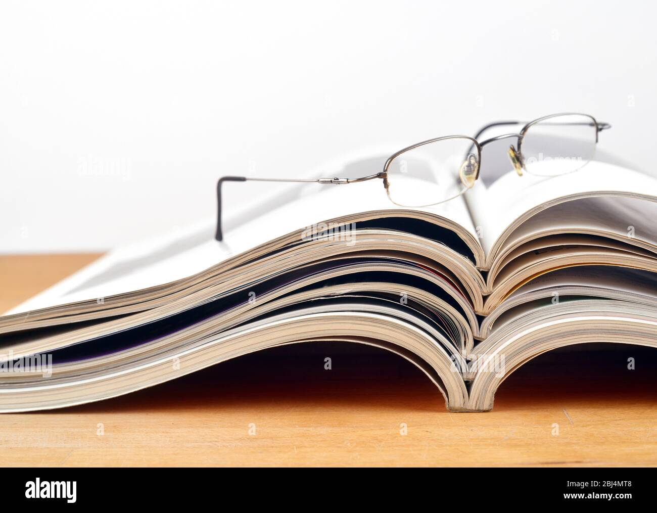 reading break with journals Stock Photo - Alamy