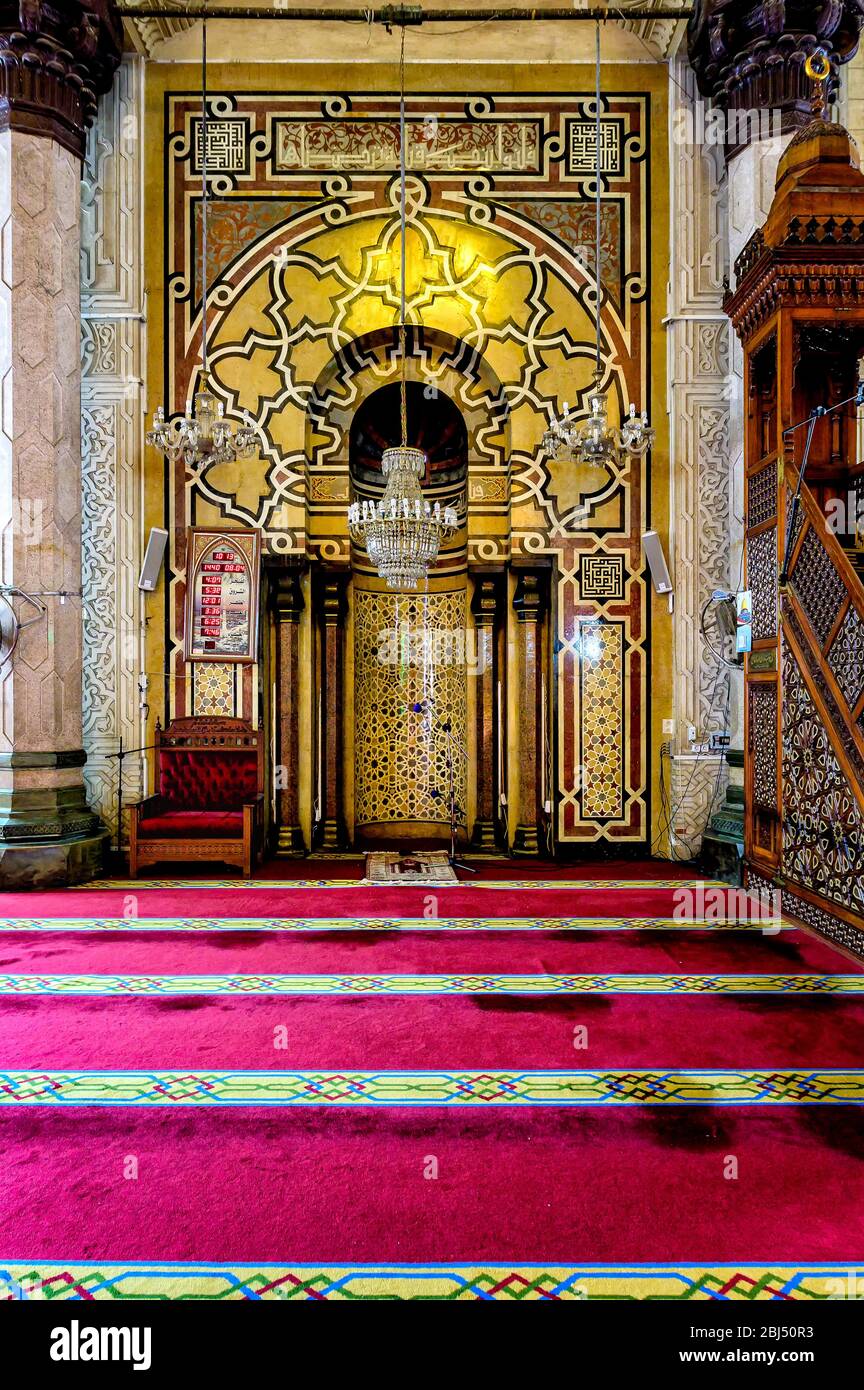 The mihrab of the Al-Mursi Abu'l-'Abbas Mosque in Alexandria, Egypt ...