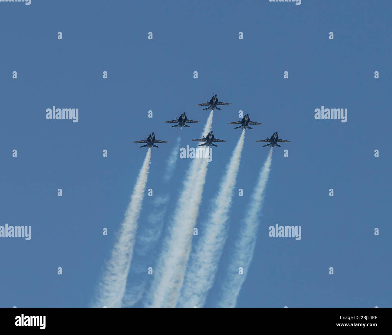 New York, NY - April 28, 2020: U.S. Navy Blue Angels flying in ...